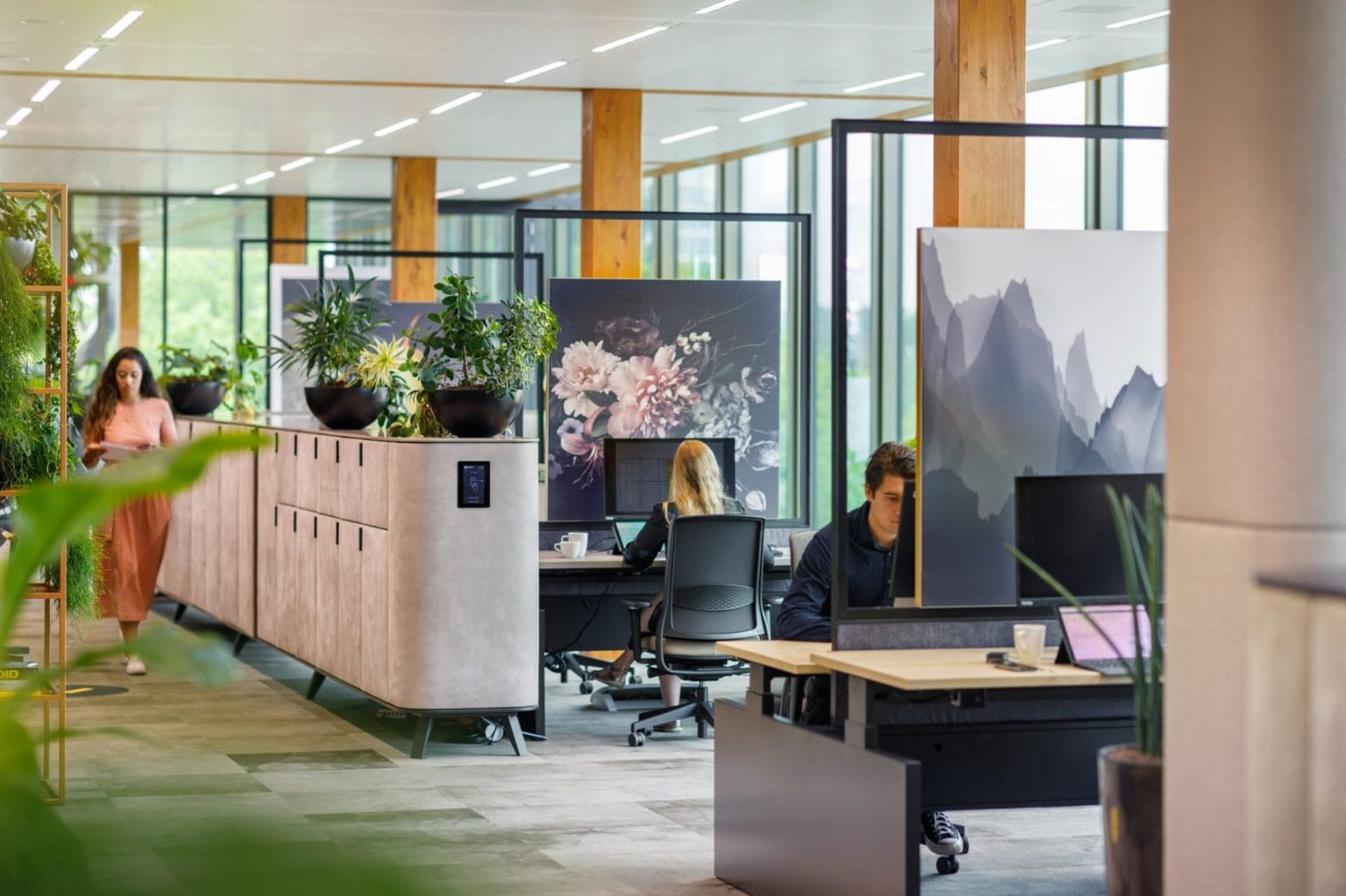 Smart Offices: The Future of Workspaces with EDGE Workspaces and Next Sense
